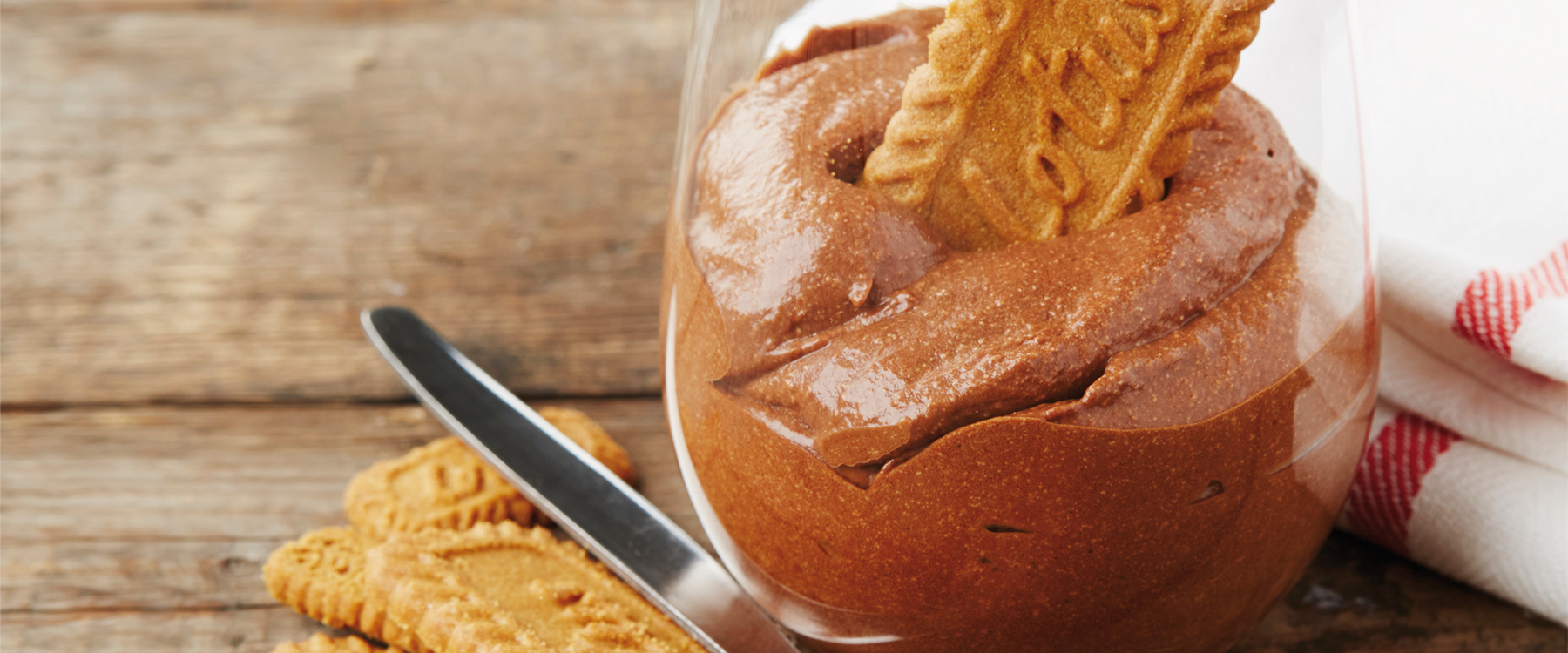 CHOCOLATE AND LOTUS BISCOFF MOUSSE | Lotus Biscoff